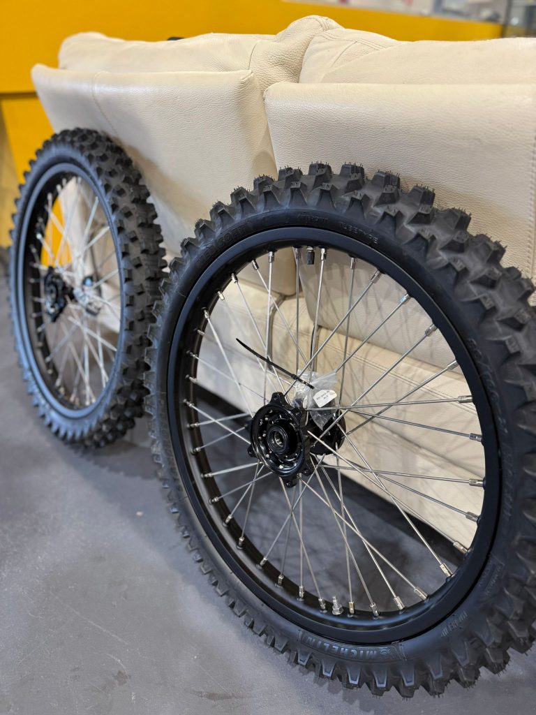 Ultra Bee 21″ Complete Wheel | EBMX Australia